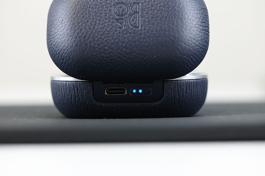 Bang & Olufsen Beoplay E8 2.0 Review | The Master Switch